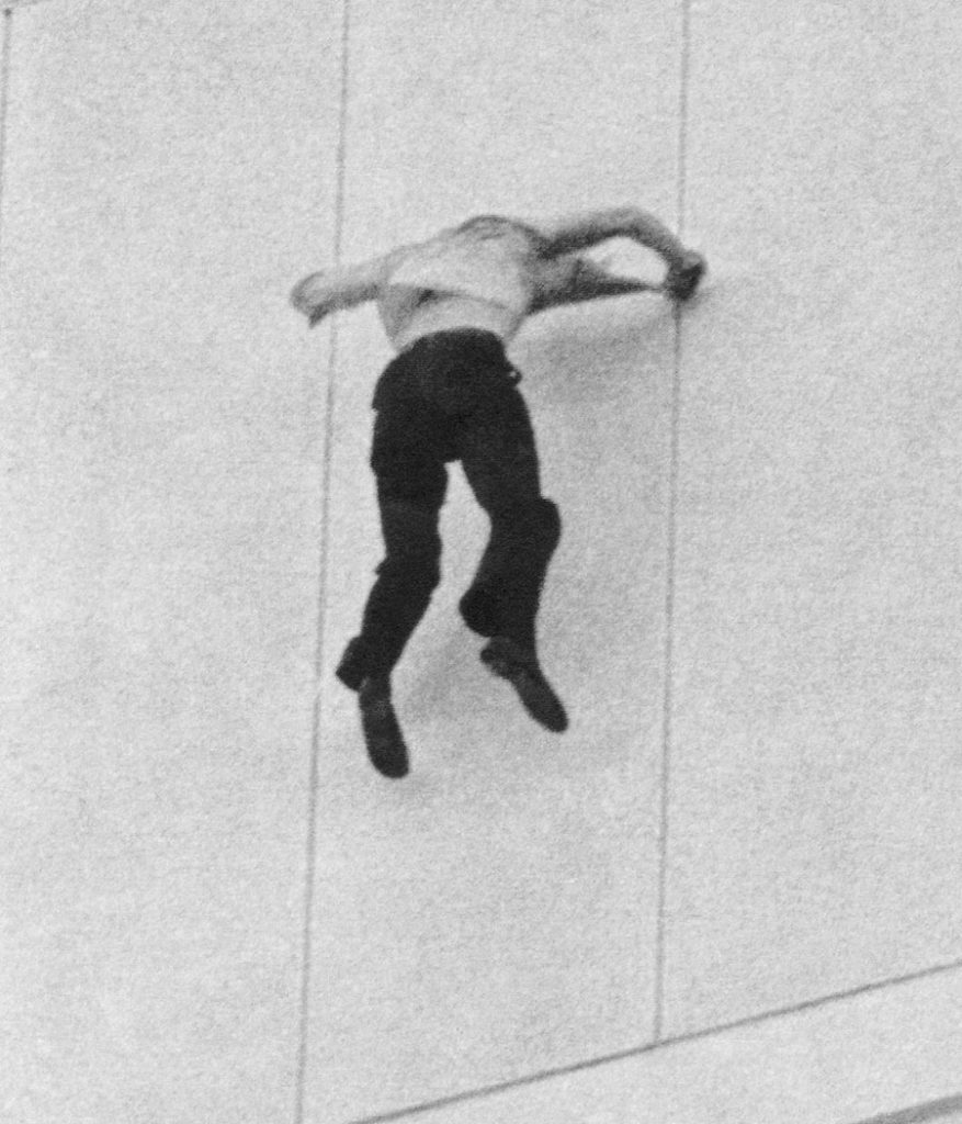 Sarah Charlesworth, Pairing Picture To Its Essence - Art Satva Magazine